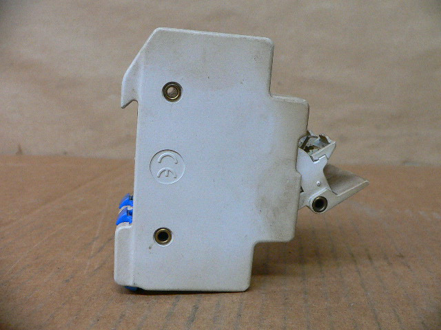 Ferraz Shawmut Ultrasafe 30A Fuse Holder Breaker Uscc2i - Fen Industrial