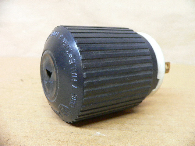 Bryant Locking Connector Plug Nema L6-30 30A 250V - Fen Industrial