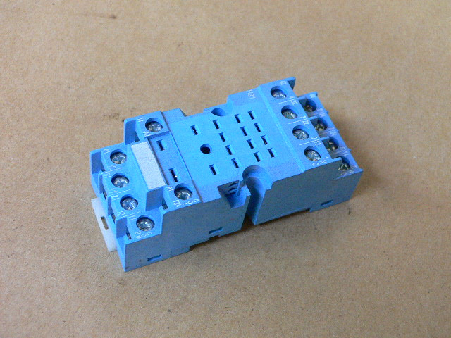 Finder 94.74 Relay Base Socket 14-Pin - Fen Industrial