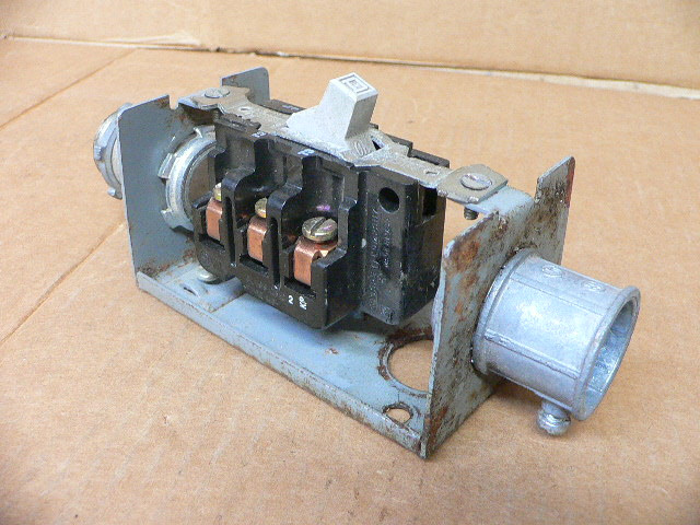 SQUARE D CLASS 2510 TYPE KO-3 MOTOR STARTING SWITCH - Fen Industrial