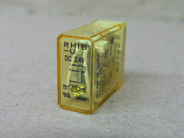 Idec Rh1b-U Dc24v Relay - Fen Industrial