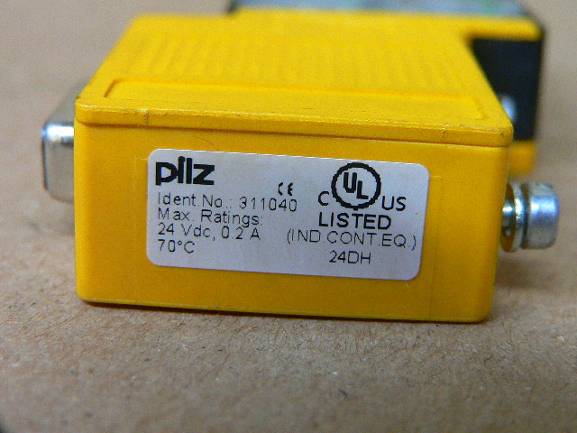 Pilz 311040 Safety Bus Connector - Fen Industrial