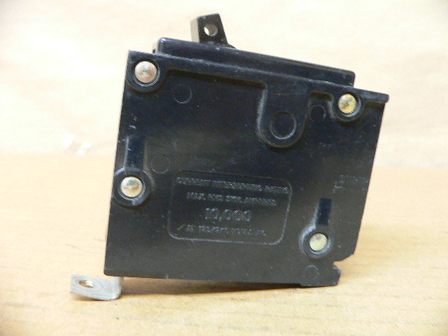 Cutler Hammer Bql120 Circuit Breaker - Fen Industrial