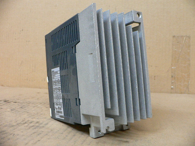 Schneider Electric Atv312h075m2 Drive 1Hp 1Ph 0.7Kw 750W 240 Vac 50 / ...