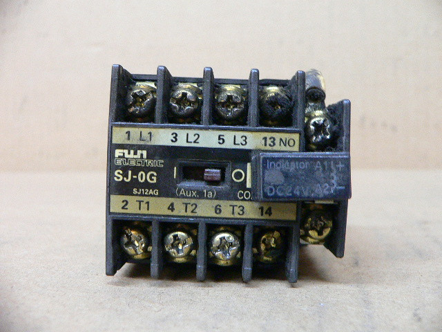 Fuji Contactor Sj-0G Aux.1A 24Vdc 4 Pole 15A 2.2Kw - Fen Industrial