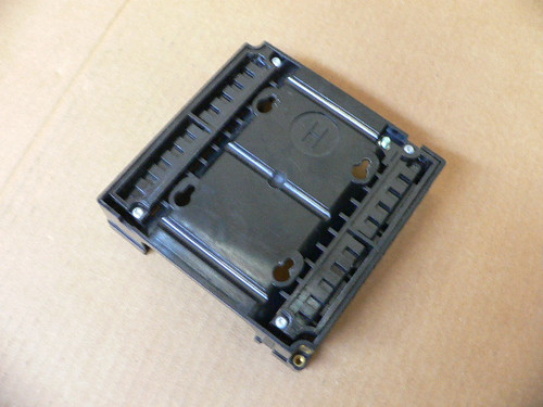 Honeywell 7800 Series Q7800a 1005 Burner Control Subbase - Fen Industrial