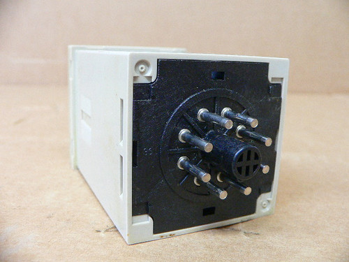 Omron H3bf-8 Timer 250Vac Contact 5 Amp - Fen Industrial
