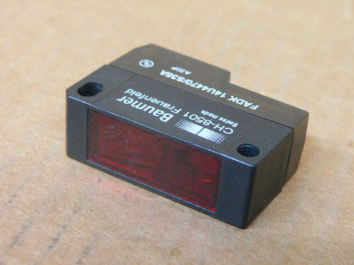 Baumer Electric Photoelectric Switch - Ch-8501 - Fadk 14U4470/S35a/Io ...