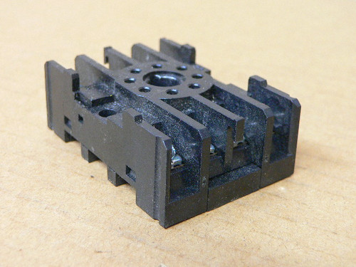 Omron Pf085a Relay Socket - Fen Industrial