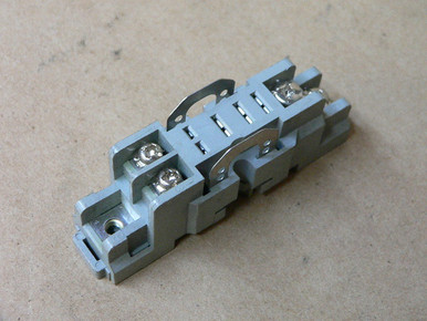 Idec Sh1b-05 Relay Socket 10A 300V - Fen Industrial