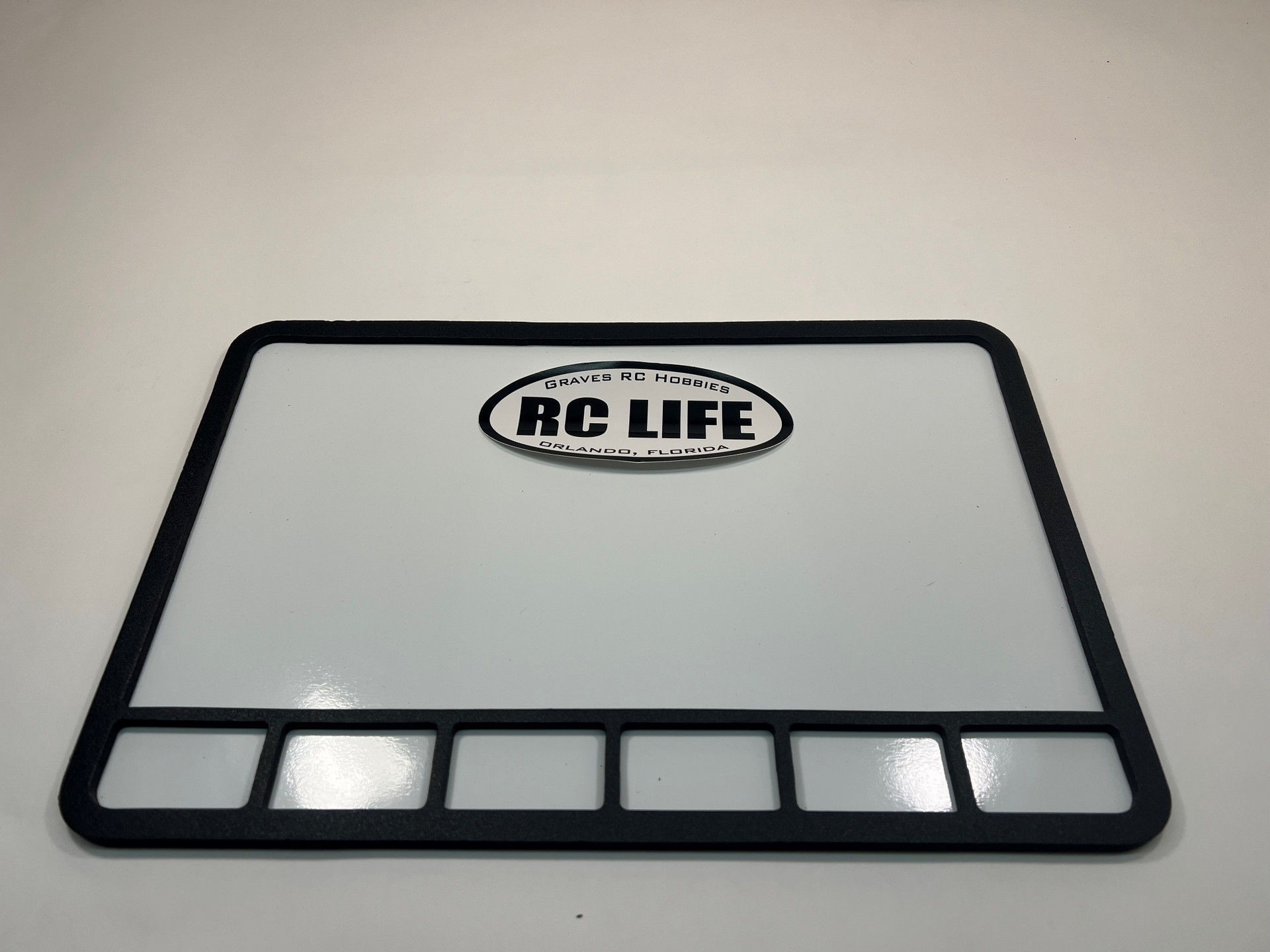 GVSMEDMATL Graves RC Laminated Magnetic Screw Catcher Work Mat - Medium ...