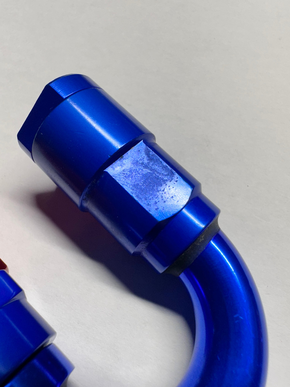 08 to 3/8" SAE Quick Disconnect Female – 90° Red/Blue