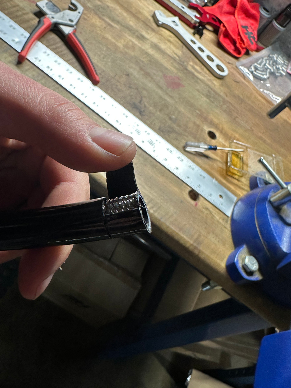 Black PTFE Outer Cover and Hardline Tube Cutter