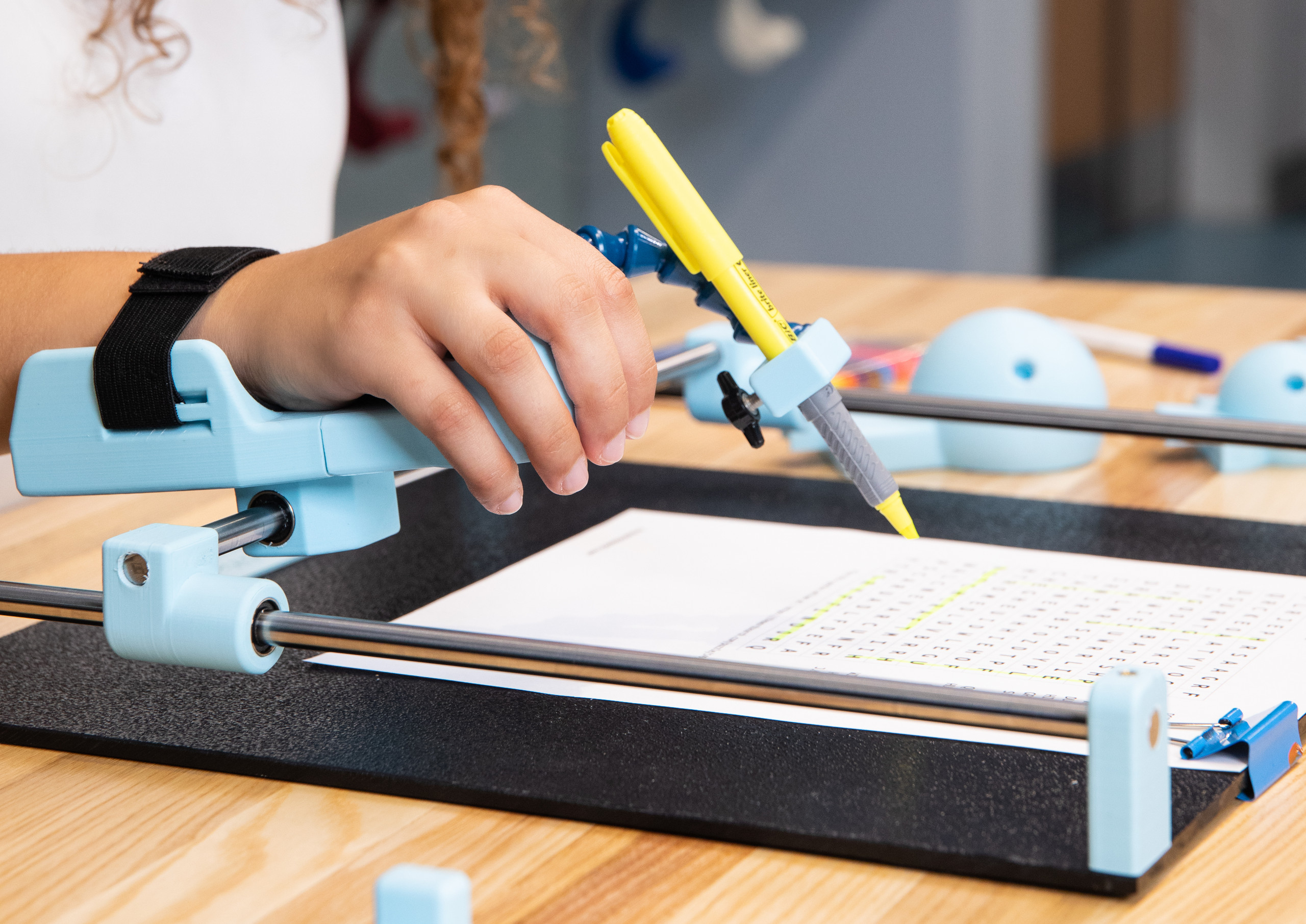 Guided Hands® Assistive Device for Hand Mobility | Teltex