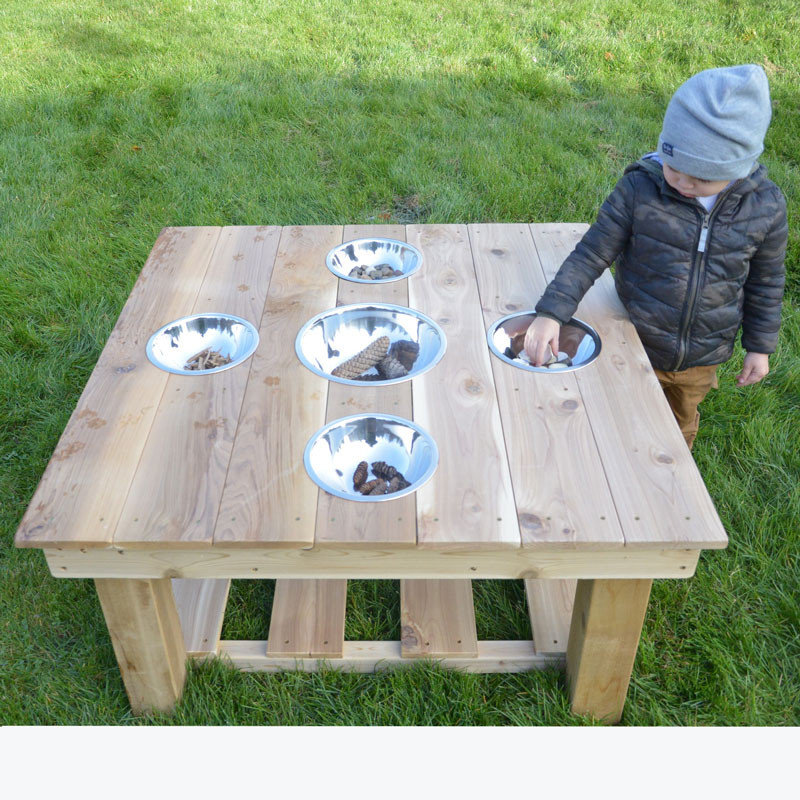 Outdoor Messy Activity Table
