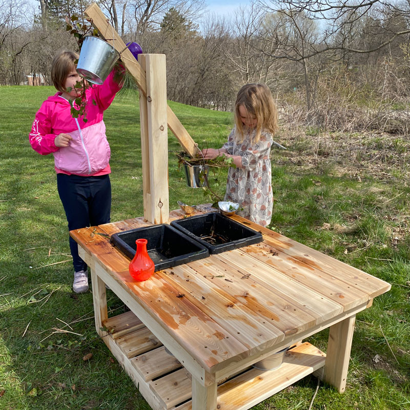 Large Explorer Table with Weigh Scale