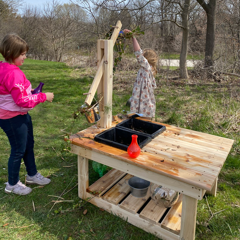 Large Explorer Table with Weigh Scale
