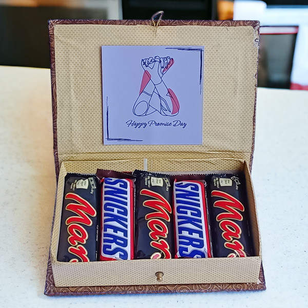 A Sweet Promise with Snickers And Mars Gift Hampers Gift to Nepal ...