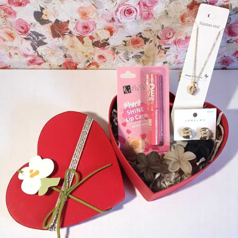 Elegant Gift Set for Women Gift Hampers Gift to Nepal | Giftmandu