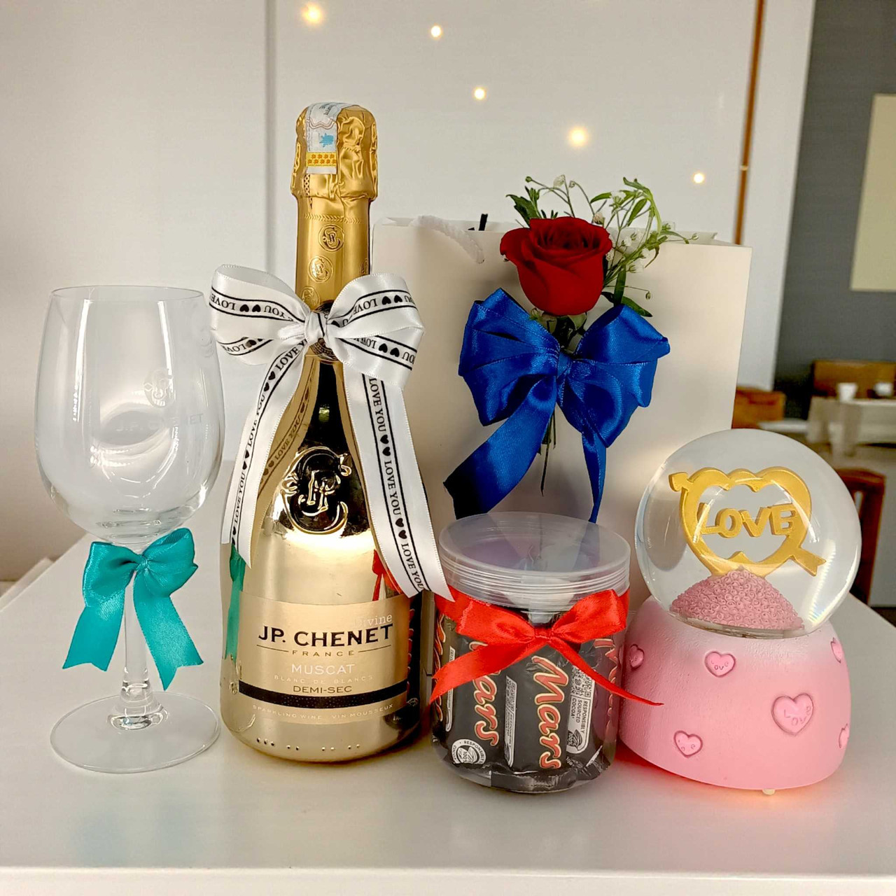 Romantic Sparkle & Sweet Moments Gift Set