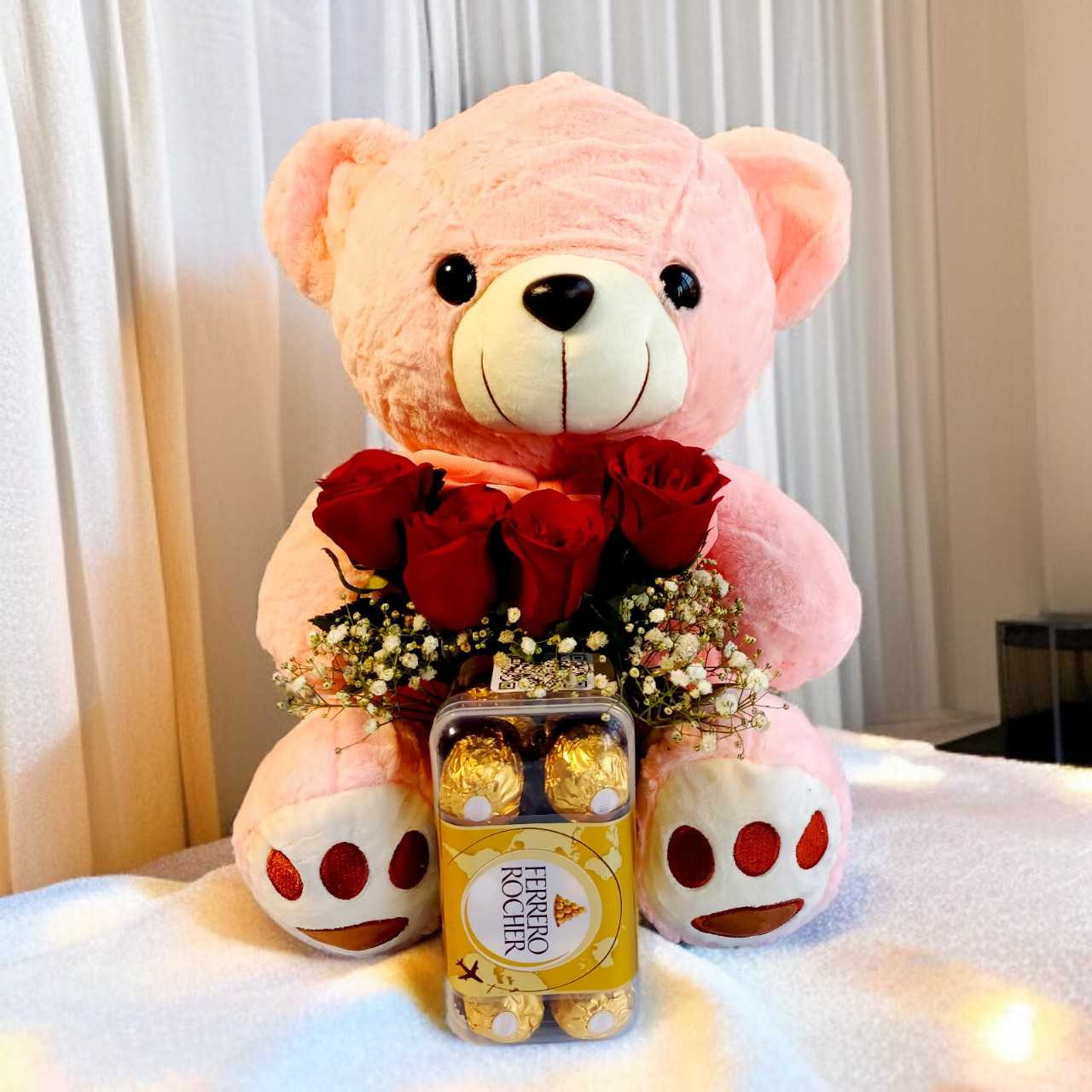 Elegant Roses, Ferrero & Pink Teddy Gift Set