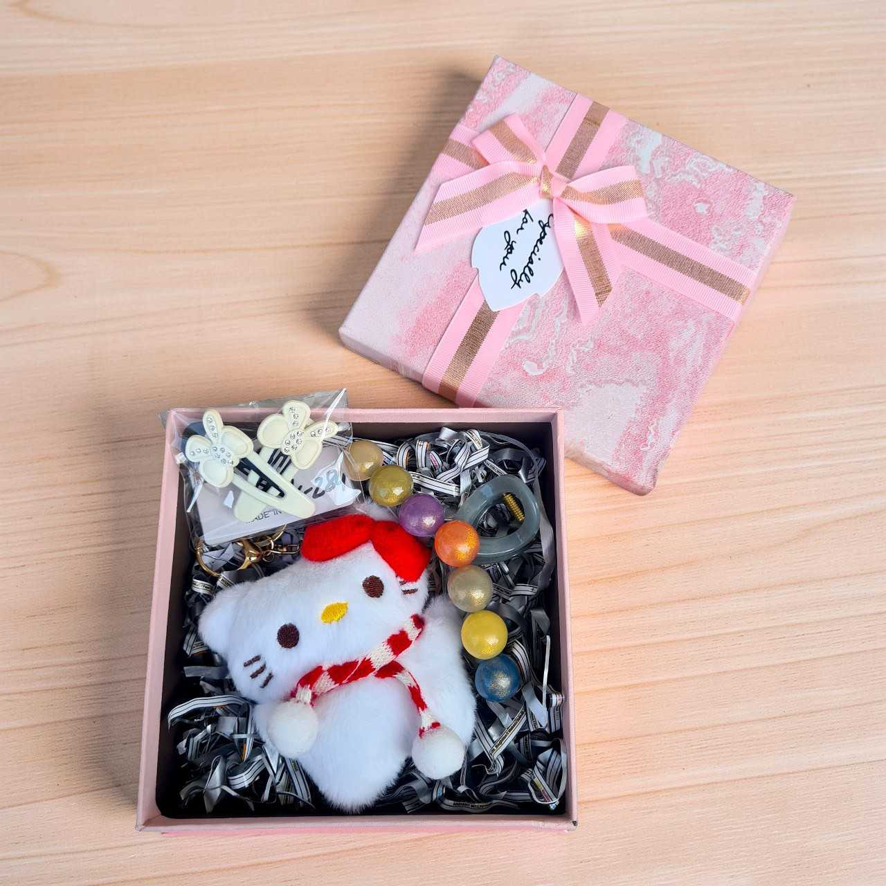 Pink Gift Box with Cute Hair Clips & Hello Kitty Charm