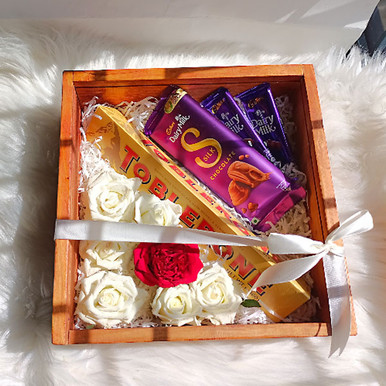 Cadbury Chocolates With Toblerone & Roses Gift in Box Birthdays Gift to ...