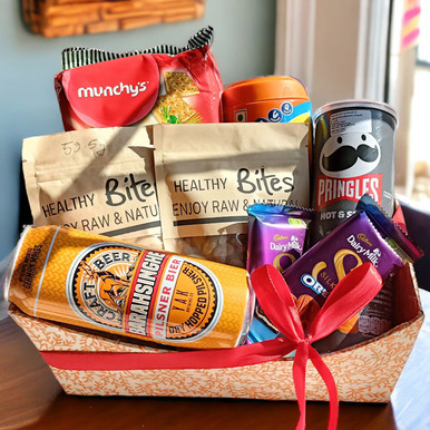 Horlicks & Munchies Energy Booster With Yak can Beer Combo Gift Hampers ...