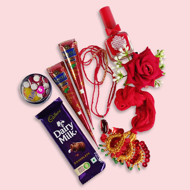 Teej Beauty Gift Set with Traditional Elegance Gift Hampers Gift to ...