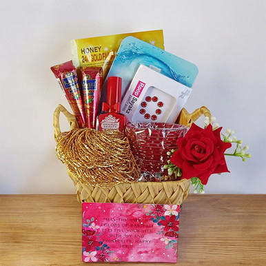 Women's Teej Celebration Gift Gift Hampers Gift to Nepal | Giftmandu