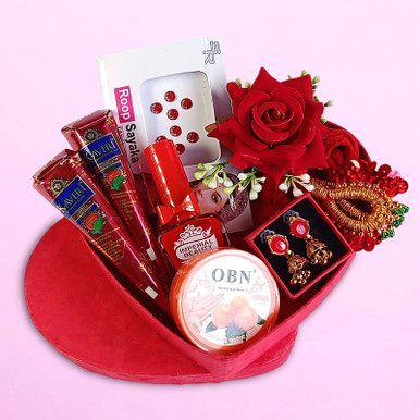 Ladies' All Essentials Collection Box For Teej Gift Hampers Gift to ...