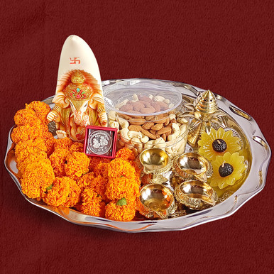 Ganesh Ji Statue with Puja Collection & Sayapatri Mala in a Tray Gift ...