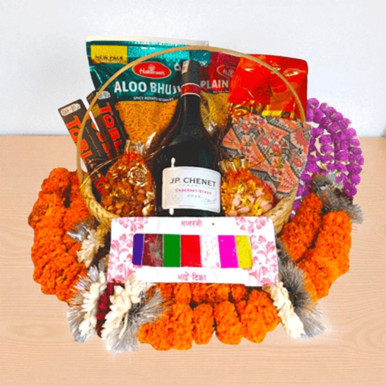 Tihar Essentials Hamper With Saptarangi Tika & Mala