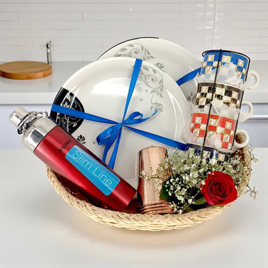 Elegant Dining & Sips – Dinnerware, Mugs & Flask Hamper