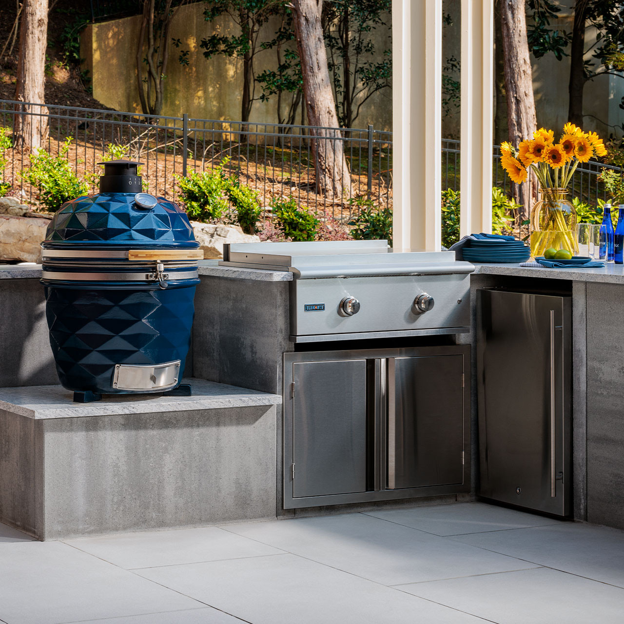 Products - Outdoor Cooking - Grills - Oldcastle APG Inc., dba Elements Home