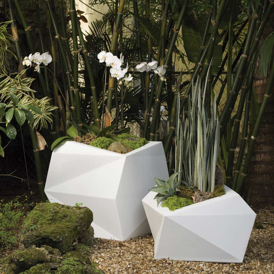 Origami lightweight resin planters