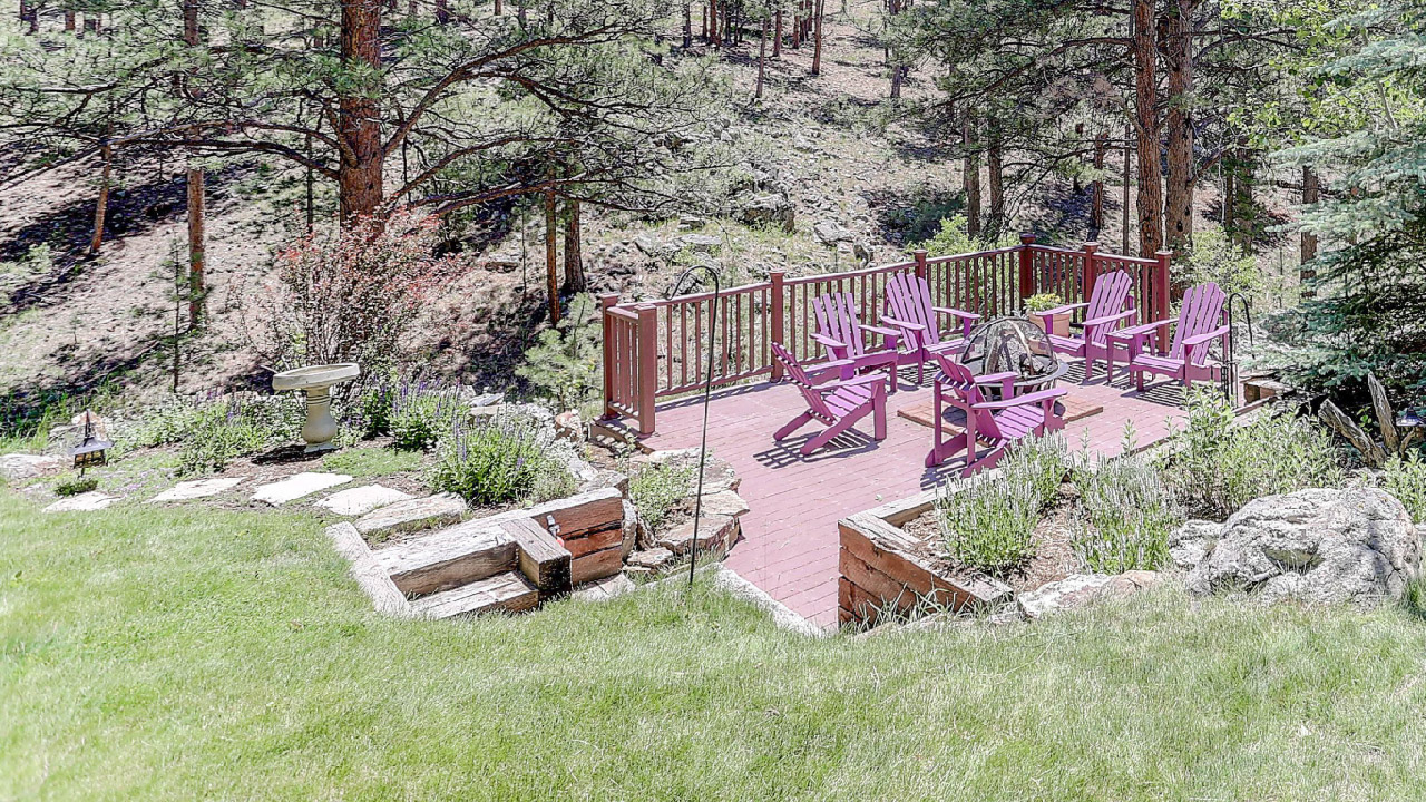 How to Build Raised Garden Beds on a Slope or Hillside - DripWorks