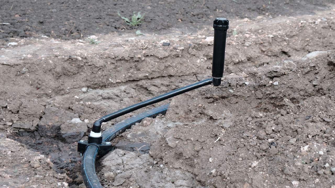 Swing Joints vs. Blu Lock Pipe - DripWorks