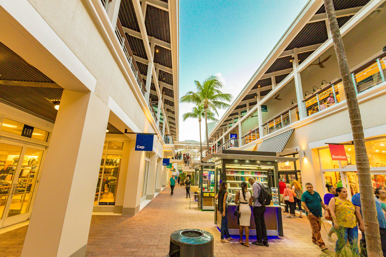 Sawgrass Mall Shuttle Round-Trip $19