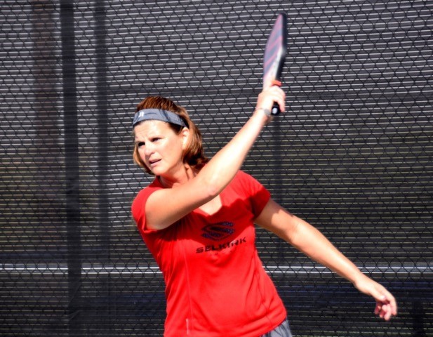 Meet The Pros - DeeAnne Davison - PickleballCentral.com