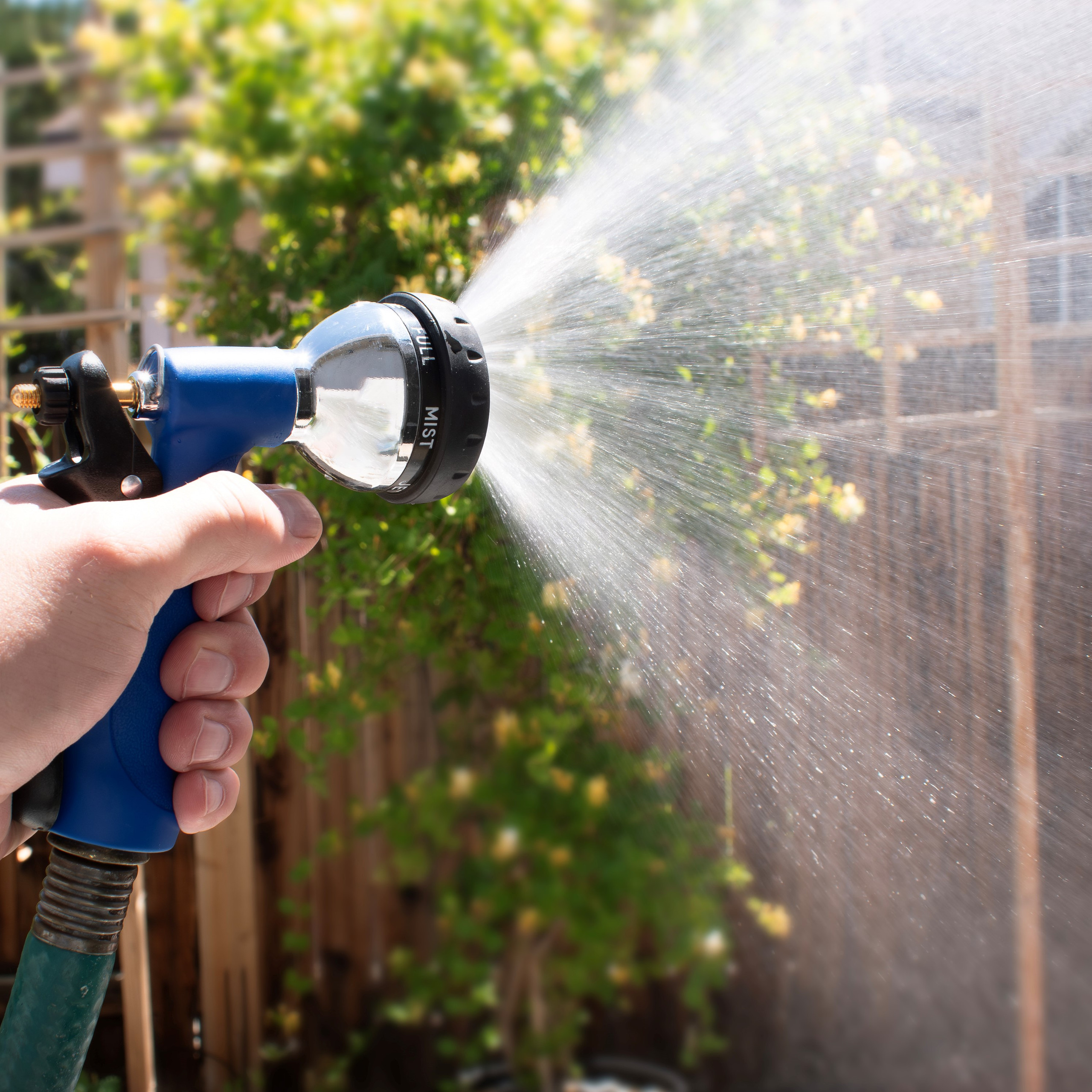 Deluxe Seven-Spray Garden Hose Nozzle | AM Conservation