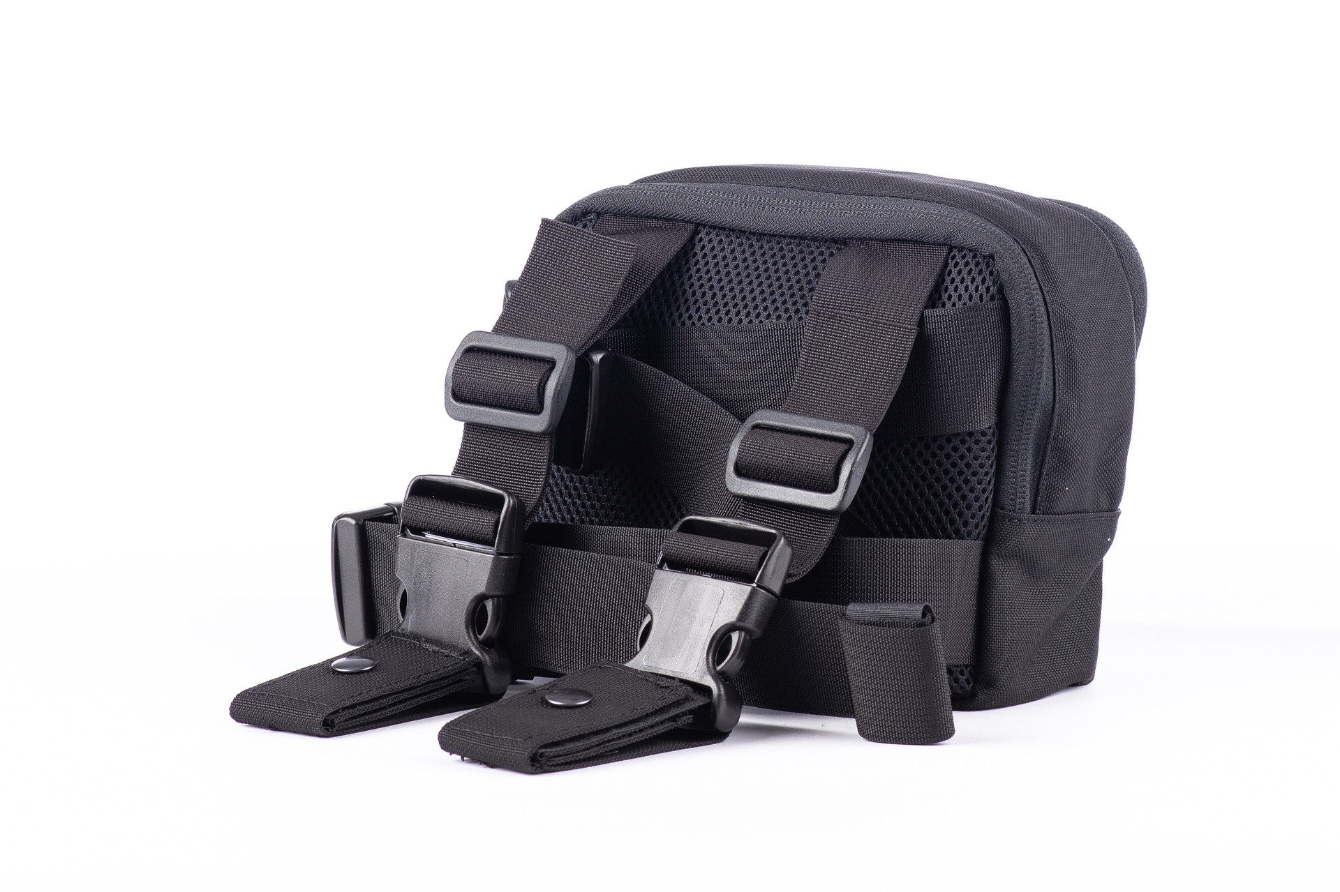 37MM Thigh Rig Pouch - I.W.A International Inc