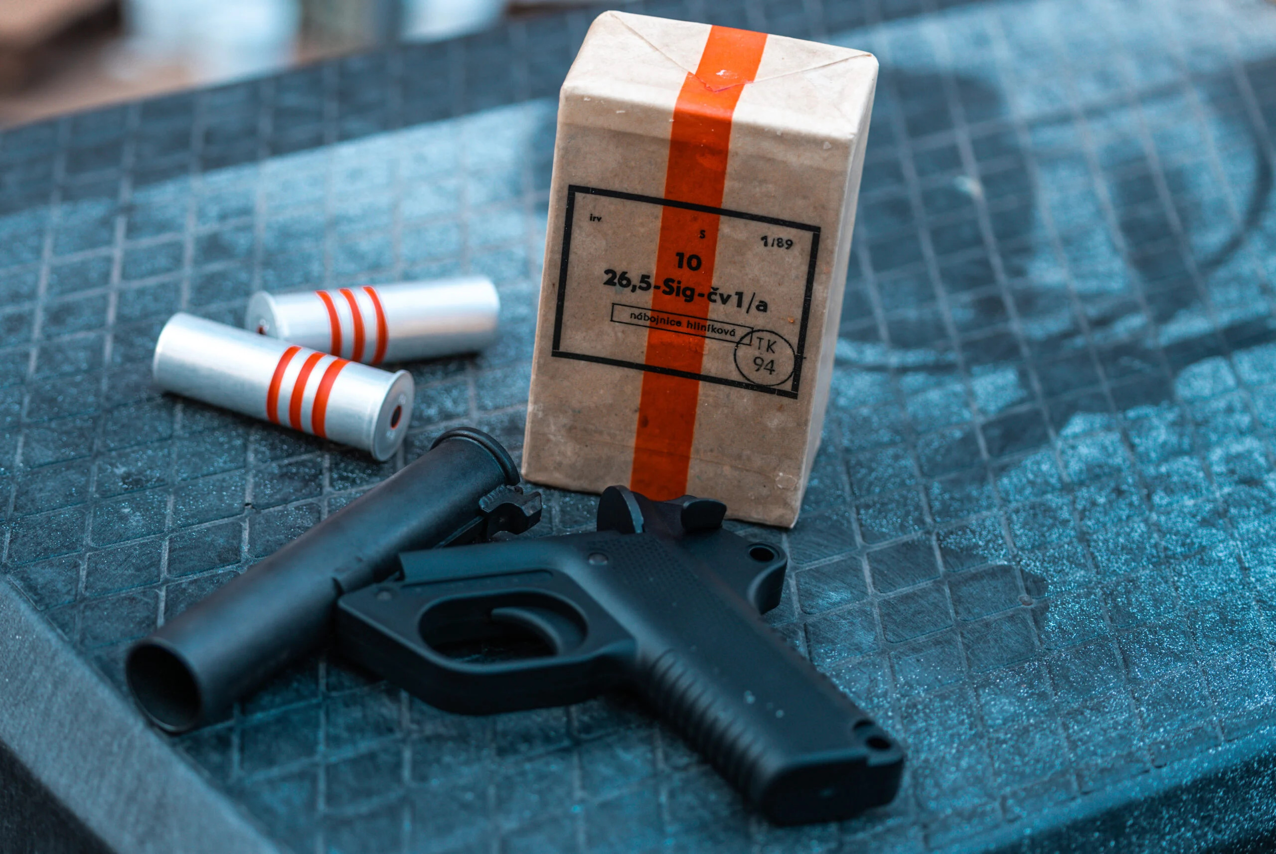 NEW IKON / AC UNITY 26.5MM FLARE GUN (NOT A FIREARM) - I.W.A ...