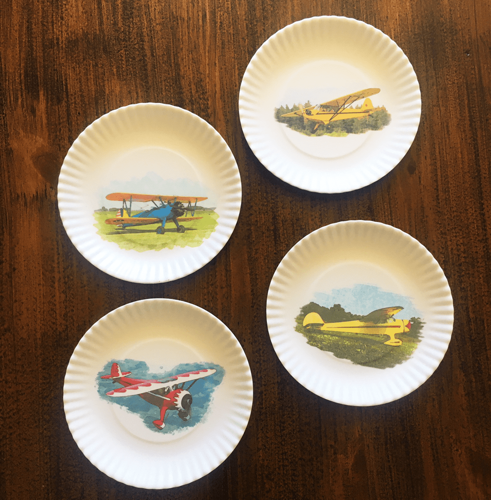 Sturdy Airplane Plates | Fun Aviation Party Plates