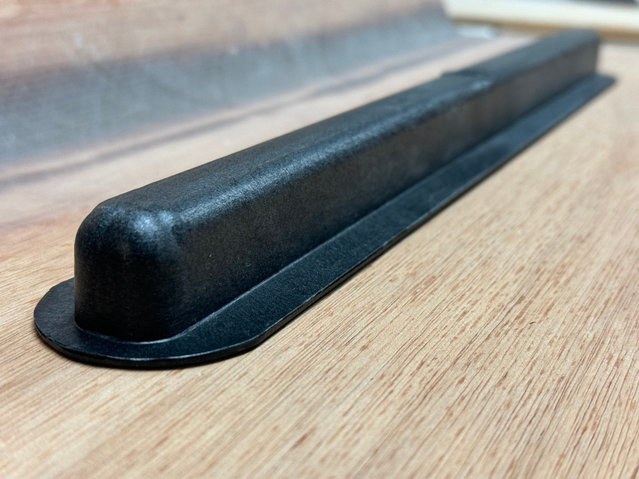 Foil Box, 16" Chinook track (#331)