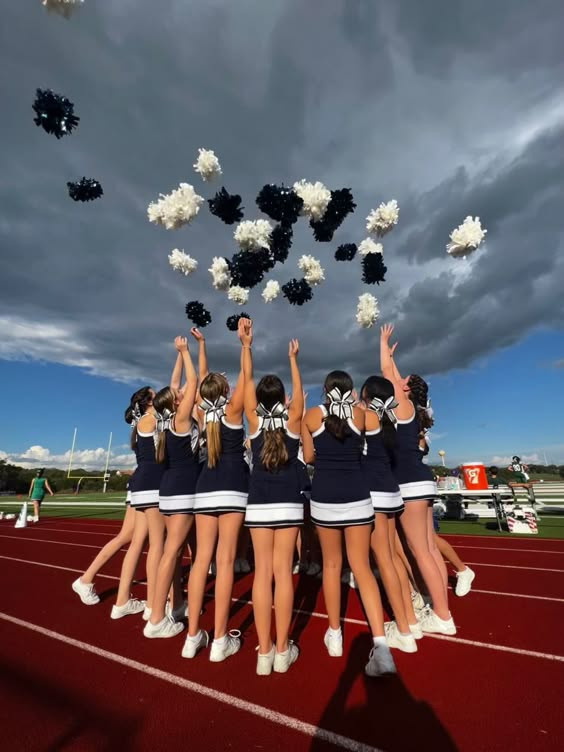 The Ultimate Cheerleading Packing List for Competitions - Lifestyles Sports