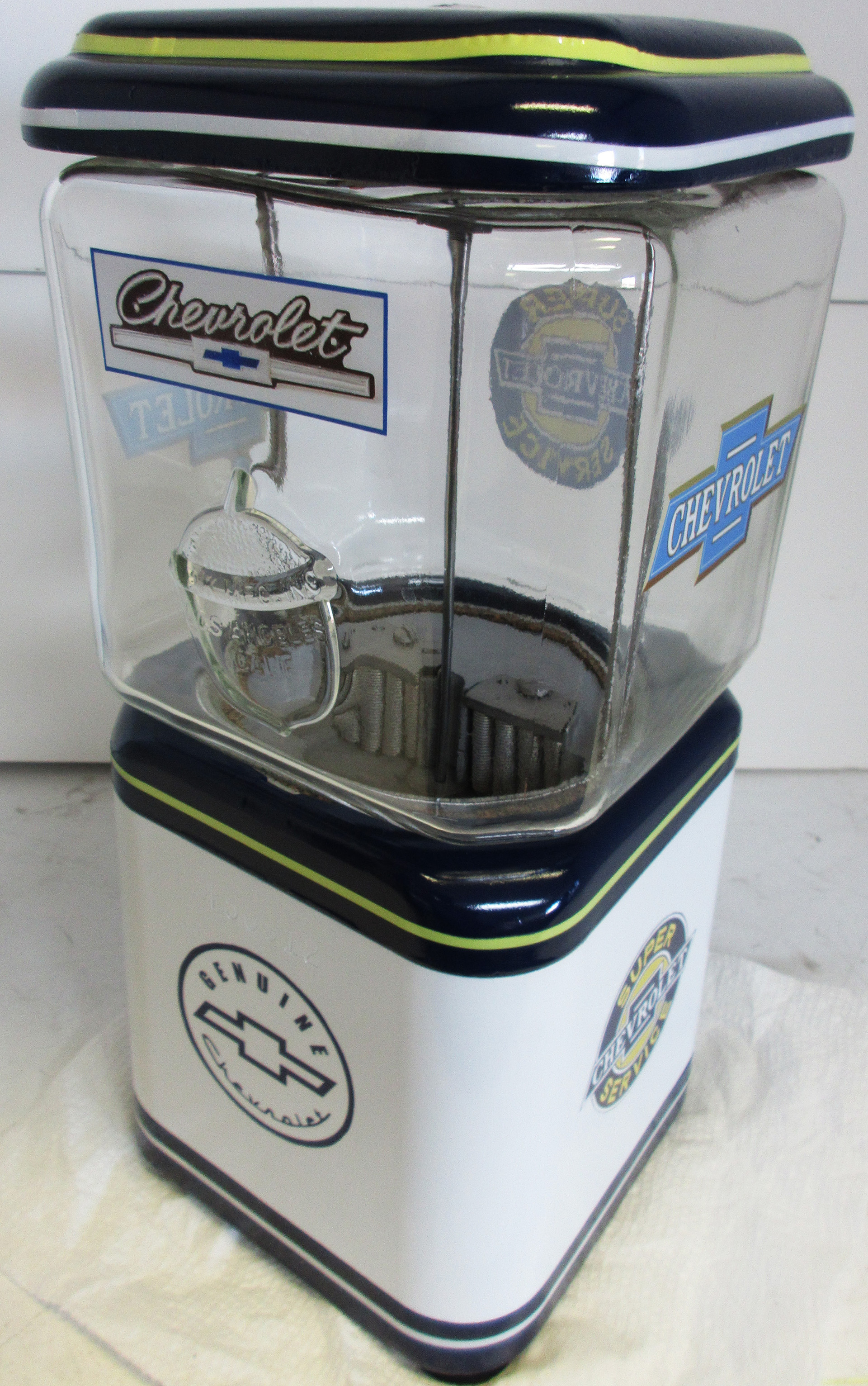 Acorn Nickel Round Gum Ball Vend Dispenser Chevrolet Theme Circa 1950's ...