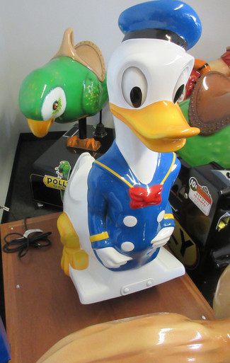 Donald Duck Kiddie Ride - American Collectibles
