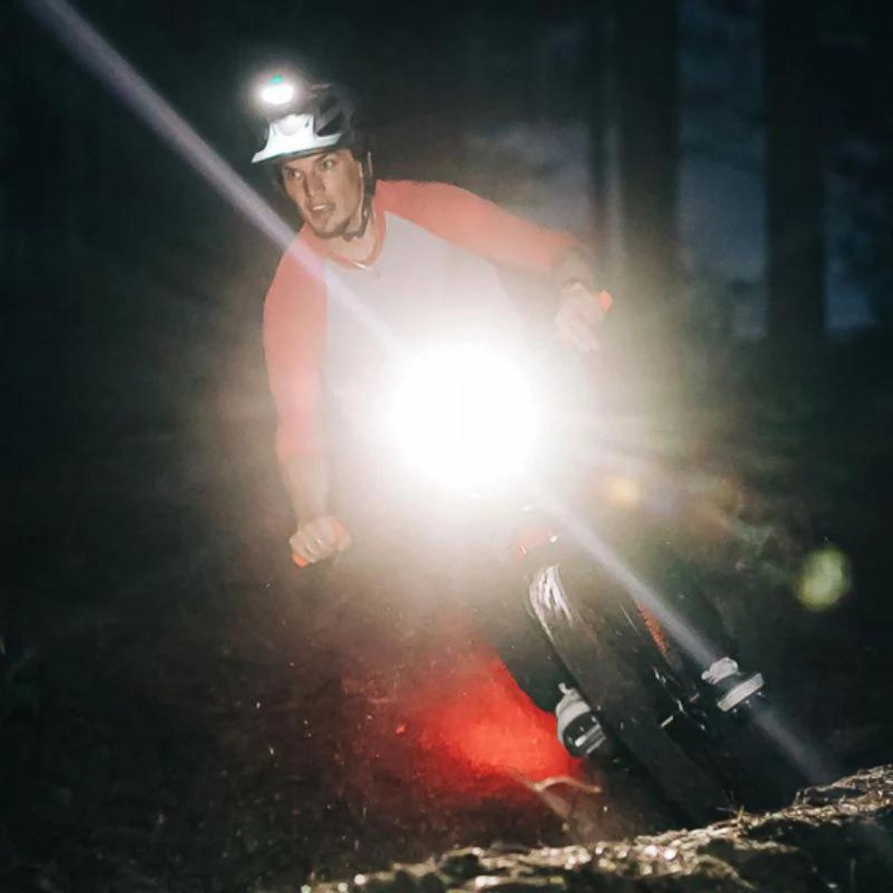 Magic Shine Monteer 3500S Nebula 3500 Lumen Front Light Black - Bikebug