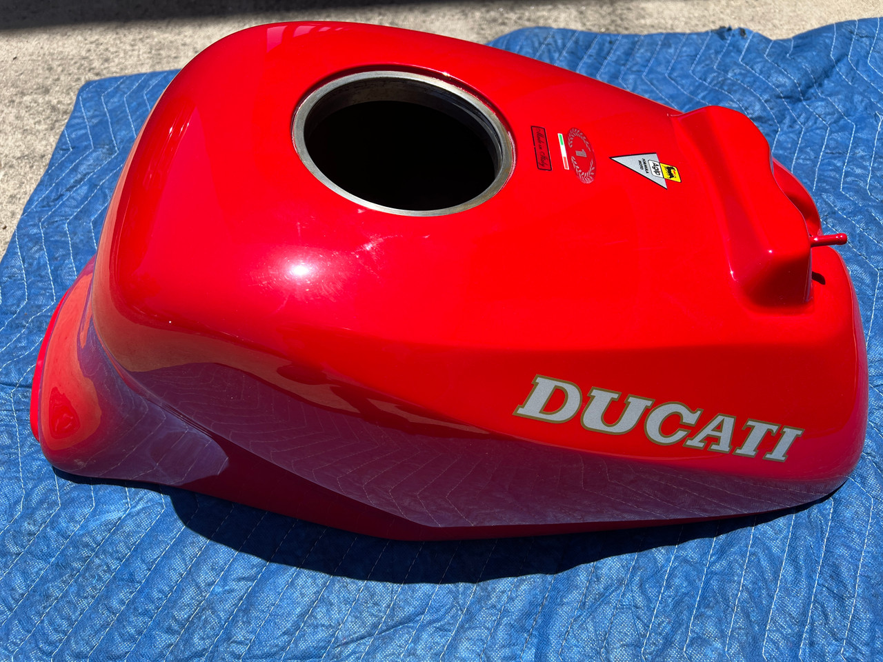 Ducati 900 Super Sport SSSP OEM Fuel Tank, 92-98